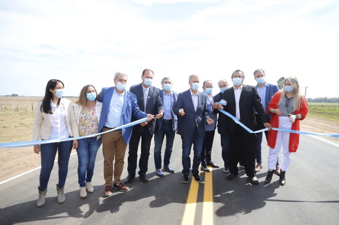 Deterioro en la recientemente inaugurada ruta Saira - Marcos Juárez ...